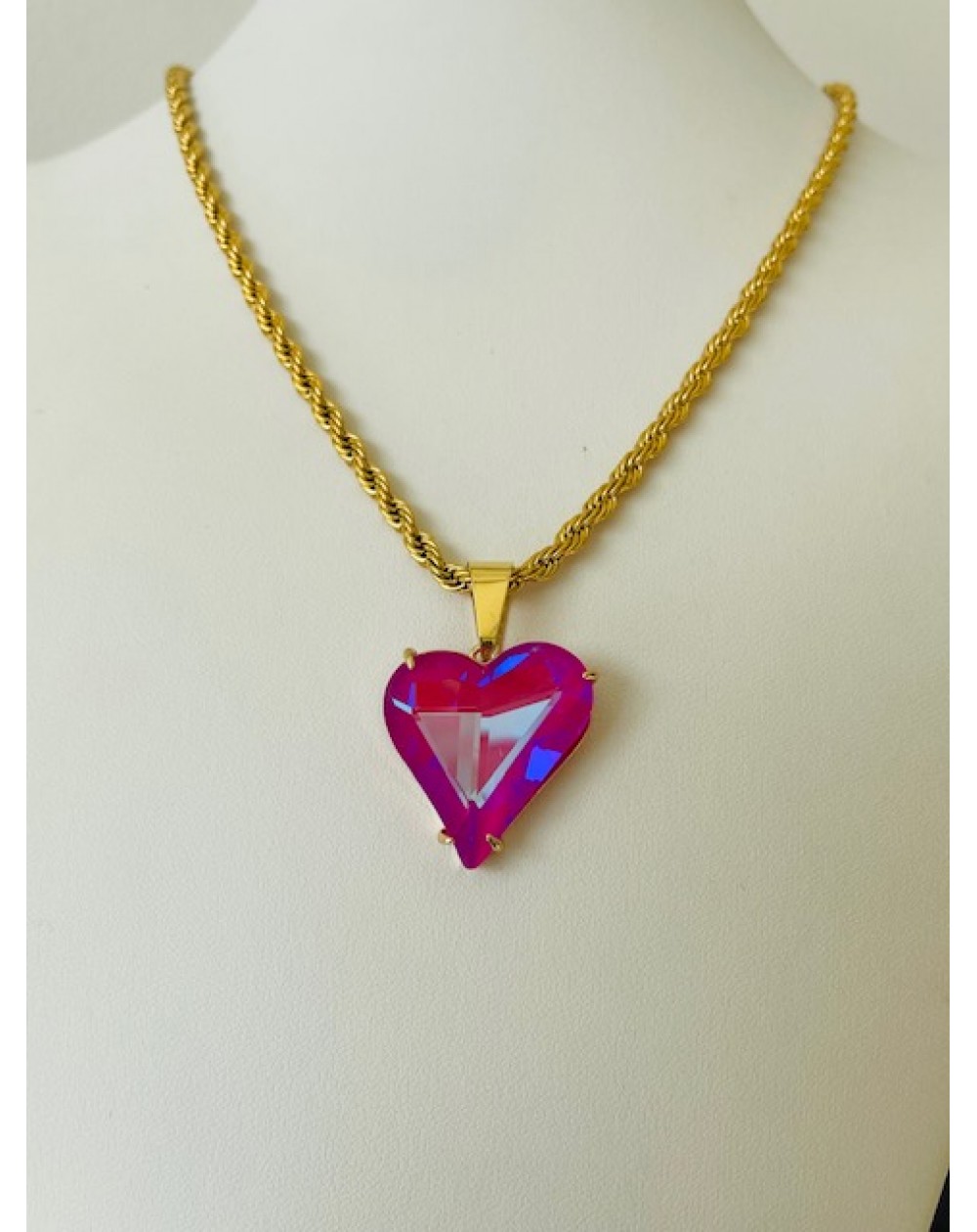 Κρεμαστό στοιχείο